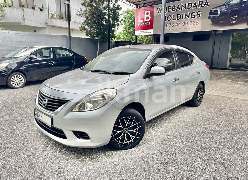 Nissan Sunny N17 ( Japan ) 2014 for Sale in Malabe | ikman