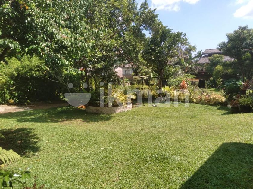 Nugegoda : 20 Perches Land for sale at Jubilee post | ikman