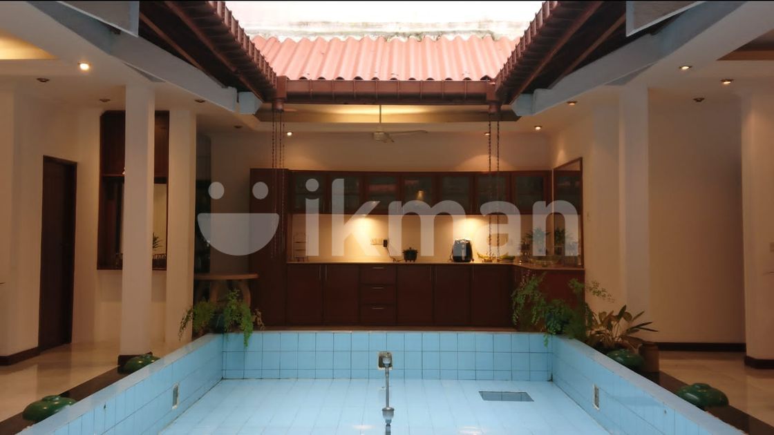 Nugegoda Town : 9 A/C BR (35 Perch) High Luxury House for Sale | ikman