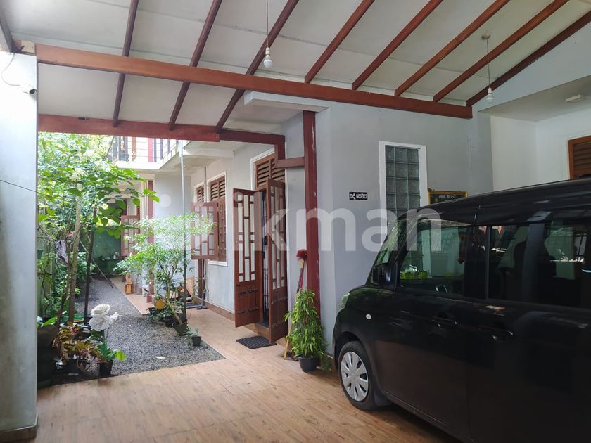 Padukka : New 7BR (12P) Luxury House for Sale | ikman