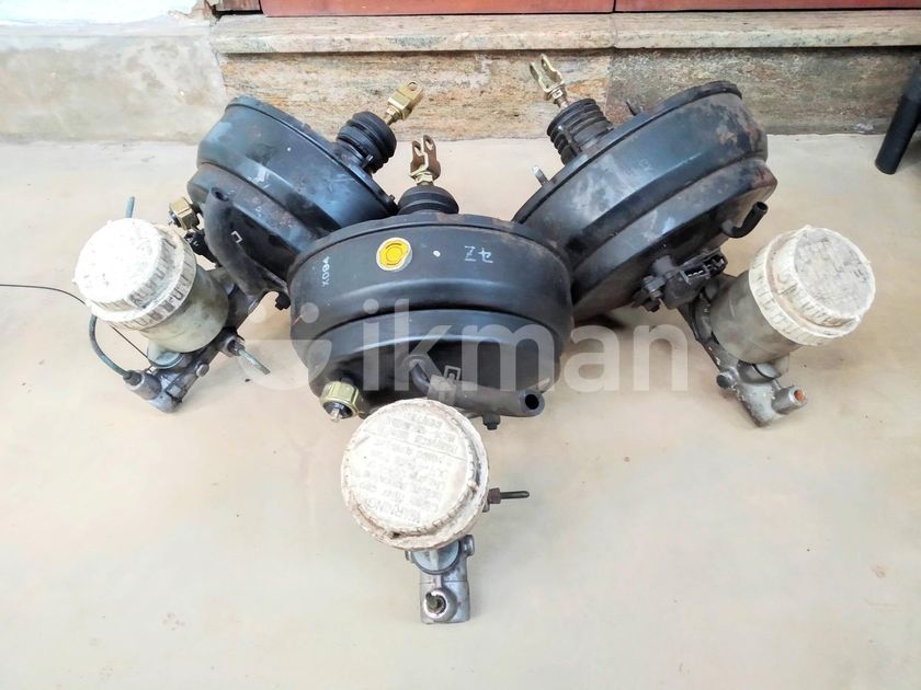 MN102843 MR977462 Booster Pump ABS PUMP BRAKE BOOSTER HYDRAULIC ...