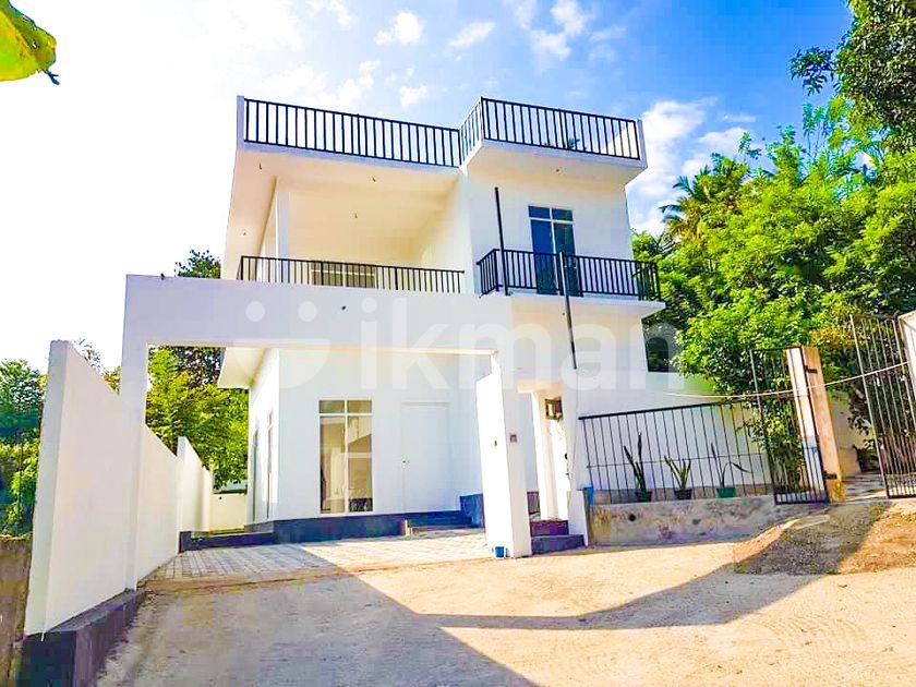 Pannipitiya 10 Perch Brand New Box Type Luxury House For Sale | ikman