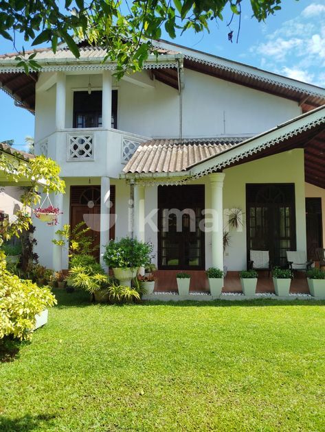 Piliyandala : New 6BR (20P) Luxury House for Sale in Siddamulla | ikman