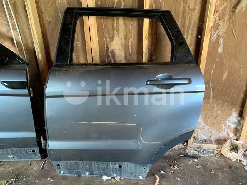 Range Rover Evoque Door for Sale in Boralesgamuwa | ikman