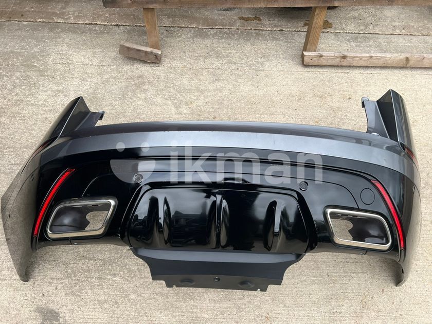 Range Rover Velar L560 Twin Turbo Rear Bumper. for Sale in Colombo 6 ...