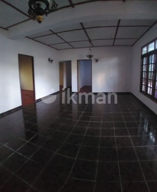 Rathmalana 4 Br House for Sale | ikman