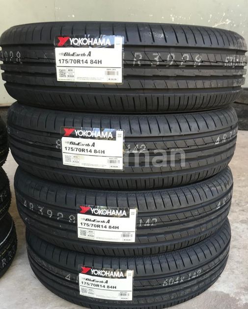 Renault Kwid for tyres 175/70/14 Yokohama for Sale in Moratuwa | ikman