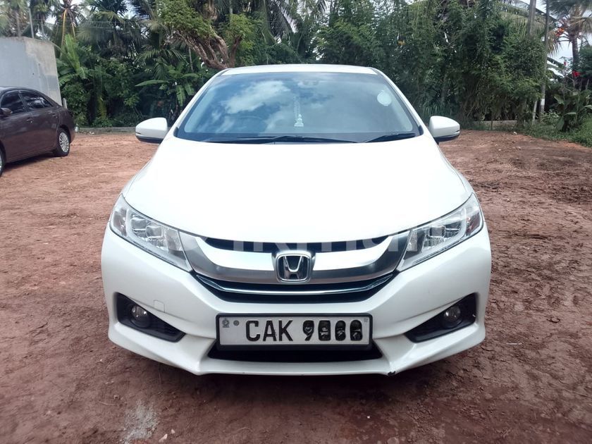 Rent A Car- Honda Grace in Maharagama | ikman
