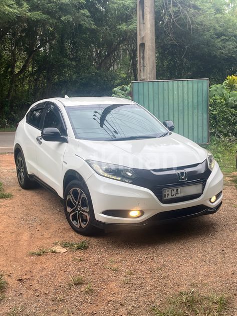 Rent a Car - Honda Vezel Suv in Kandana | ikman