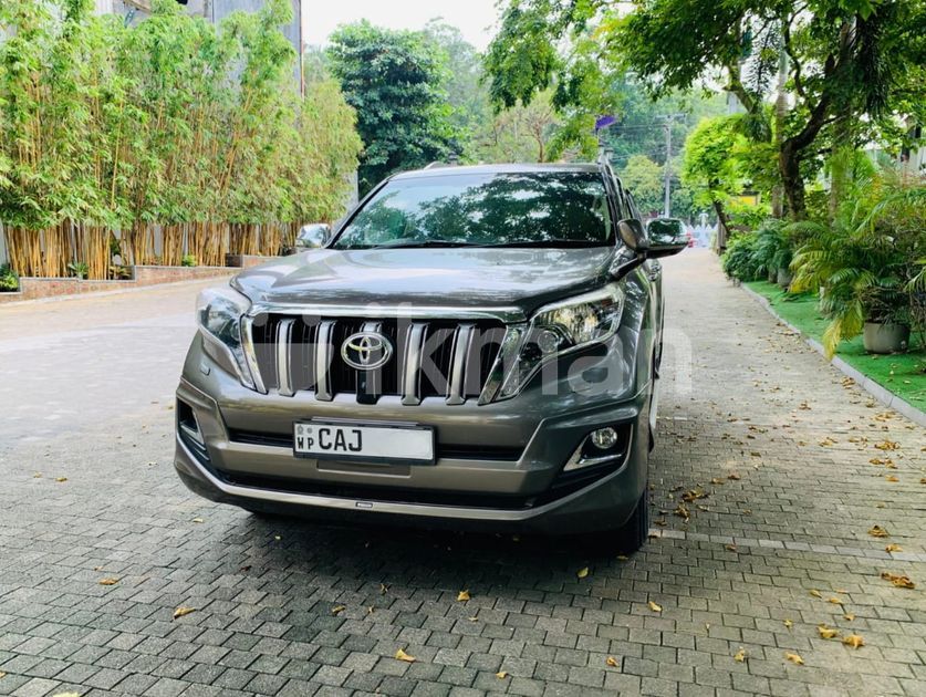 Rent a Car - Land Cruiser Prado 150 2016 CAJ in Colombo 3 | ikman