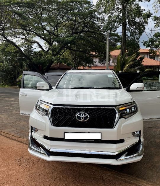 Rent A Car - Land cruiser Prado 150 in Colombo 6 | ikman