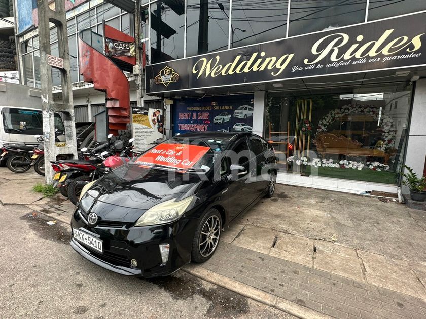 Rent a Car Prius for Daily Basis in Kiribathgoda | ikman