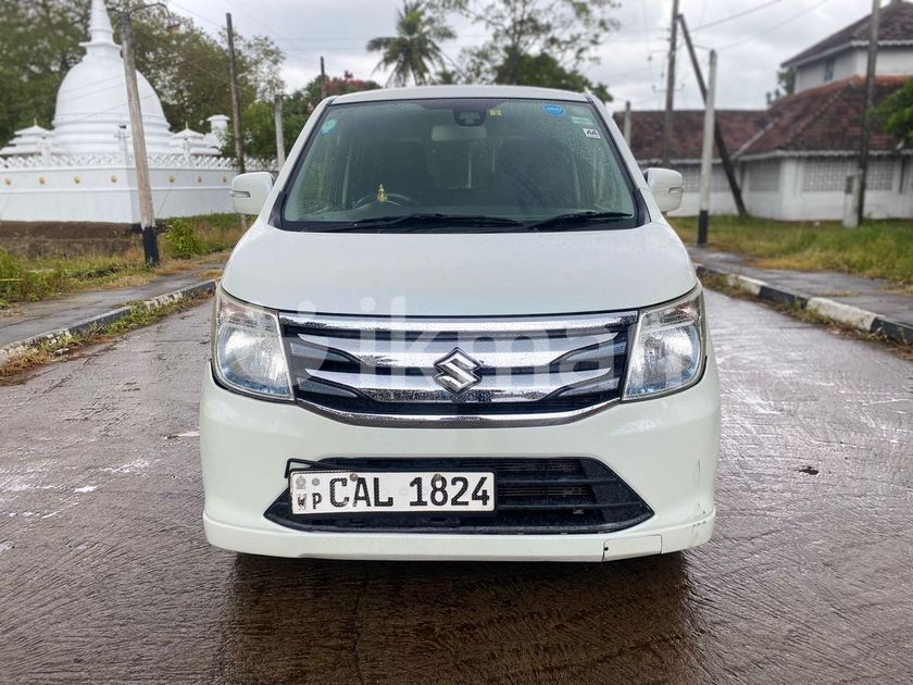 Rent A Car-Suzuki Wagon r in Piliyandala | ikman