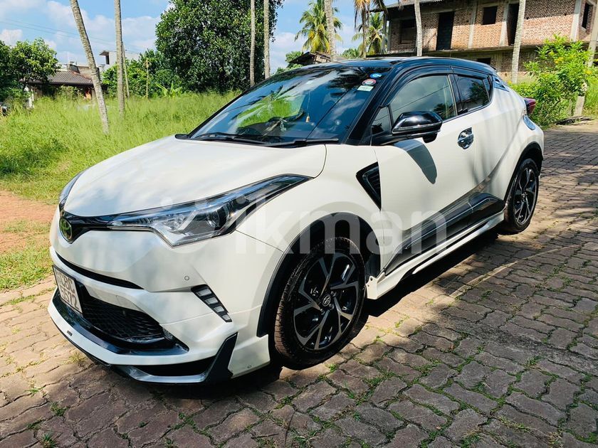 Rent a Car - Toyota Chr Suv in Wattala | ikman