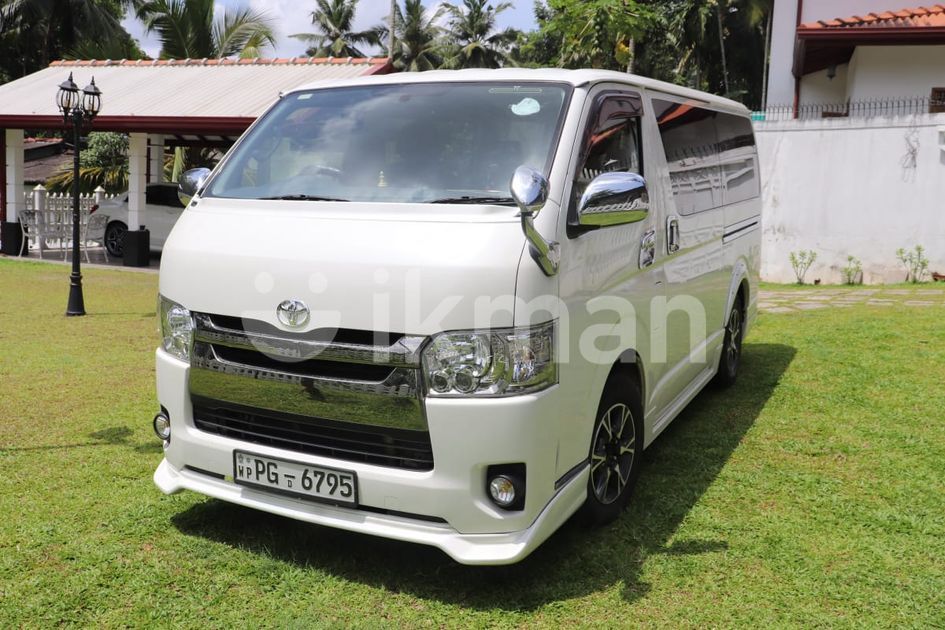 Rent a Car - Toyota KDH Van in Battaramulla | ikman