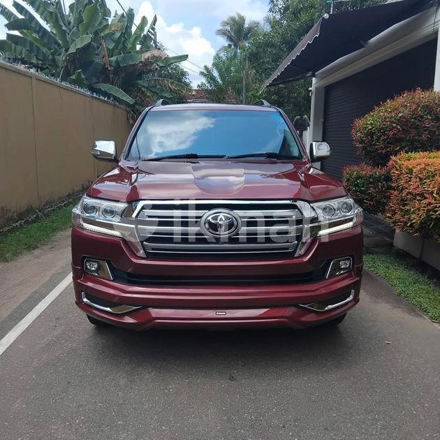 Rent A Wedding Car Kandy | Toyota V8 Sahara 2021 in Kandy City | ikman