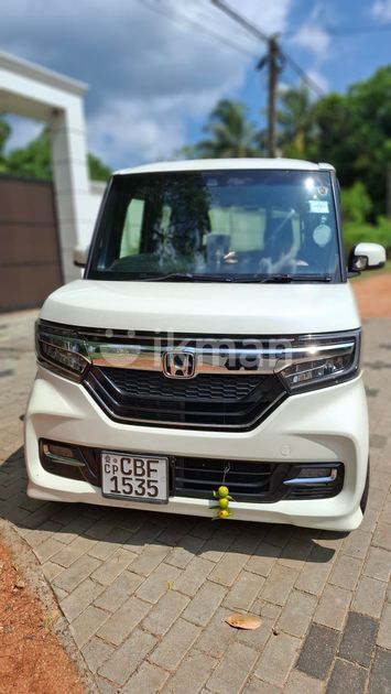 Rent Honda Nbox Custom 2020 in Colombo 6 | ikman