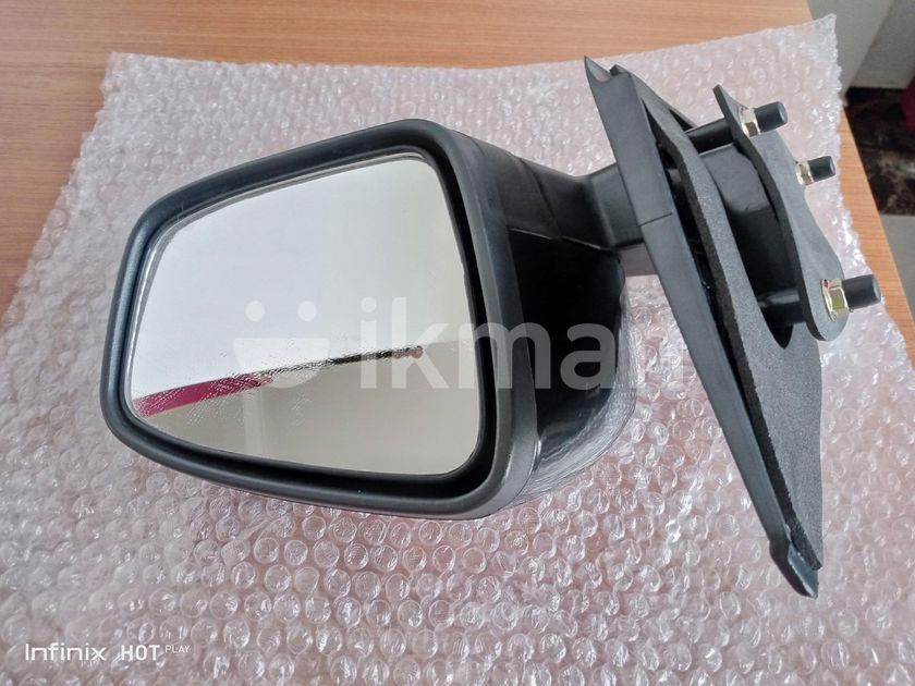 Renualt Kwid (side mirror) for Sale in Kadawatha | ikman