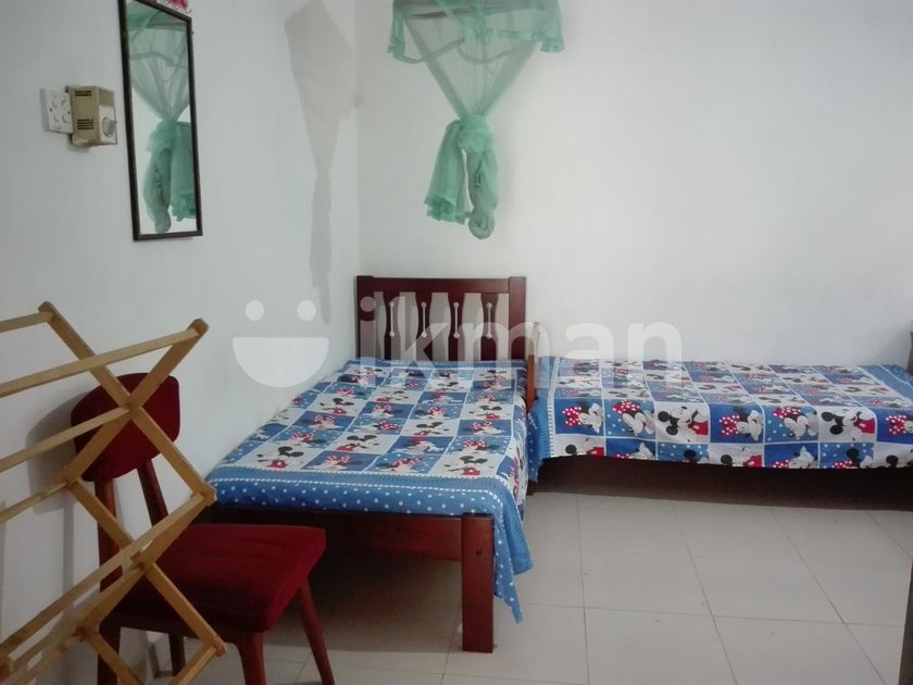 Room for rent a Lady at Malabe | ikman