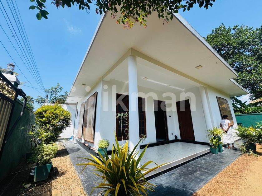 (RS428) Single Storey House with Slab for Sale in Panadura | ikman