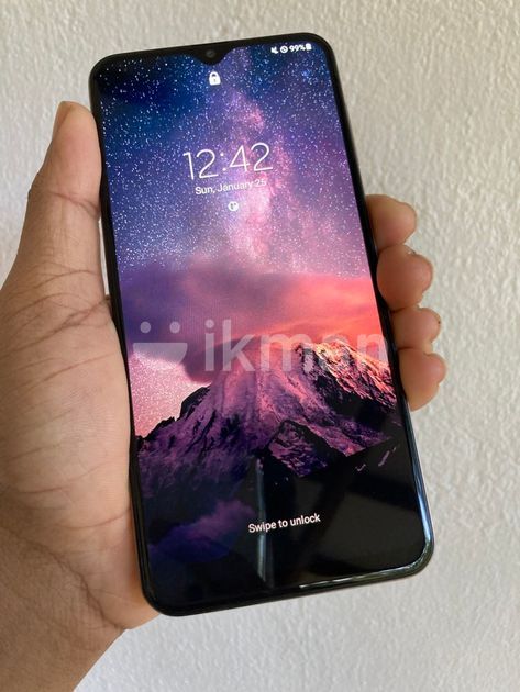 Samsung Wide Galaxy 4 (Used) | ikman