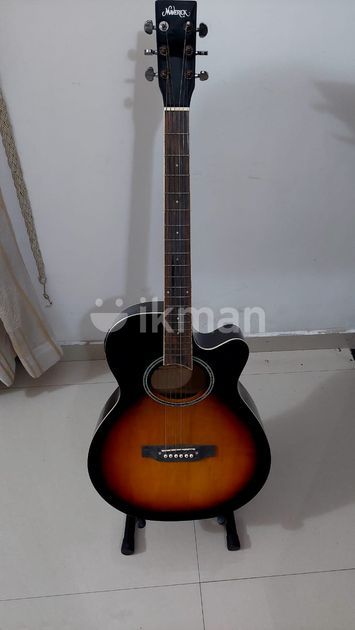 Semi Accoustic Box Guitar for Sale in Mount Lavinia | ikman