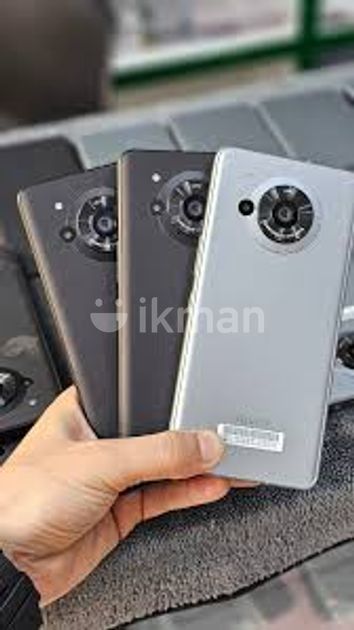 Sharp R7 12GB 256GB E-SIM (Used) | ikman