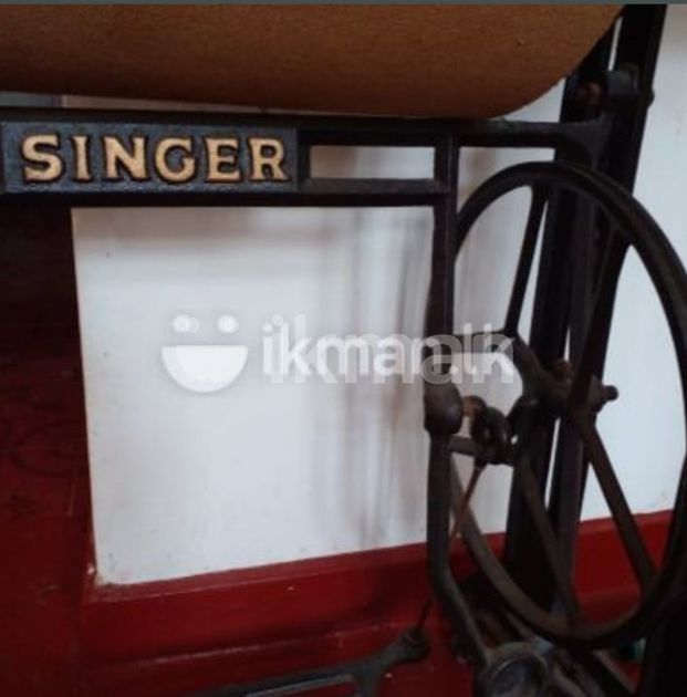 Singer Machine with Table | Katugastota | ikman