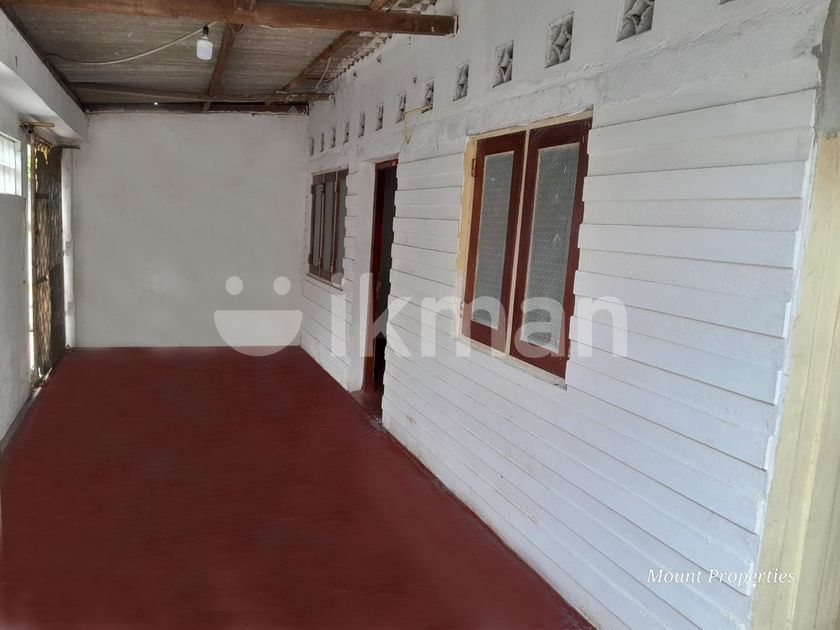 Single-Story House for Rent at Dehiwala (DRe 67 ) | ikman