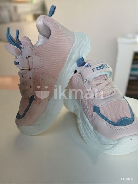 Sneaker Shoe for Sale in Gampola | ikman