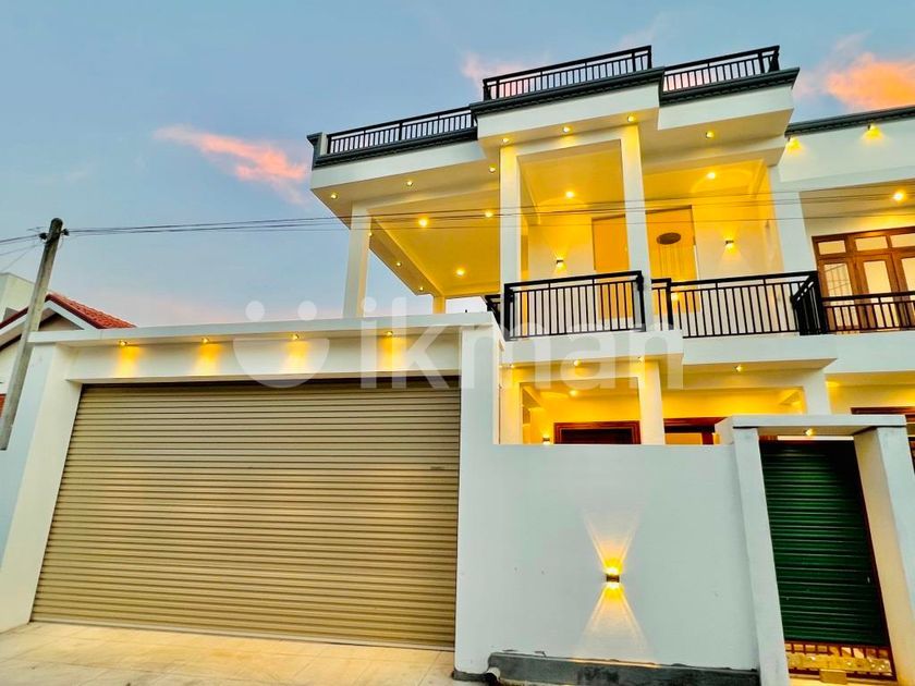 Solidly Built Beautiful Nice 5BR Completed Brand New House Sale Negombo ...
