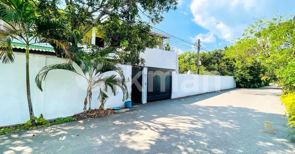 Spacious solid house for sale in boralasgamuwa | ikman