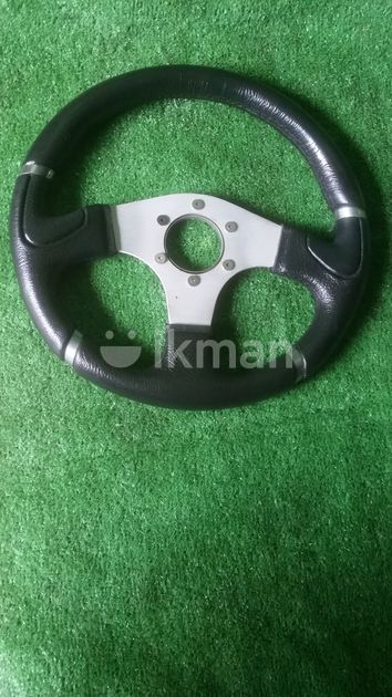 Steering Wheels on (Imported Japan) for Sale in Kotte | ikman