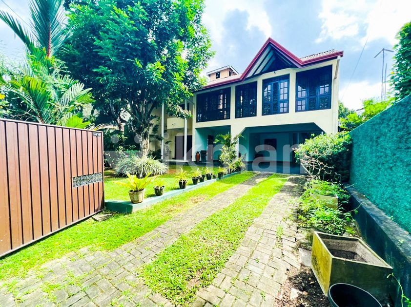 Strong Spacious House Sale Battaramulla | ikman