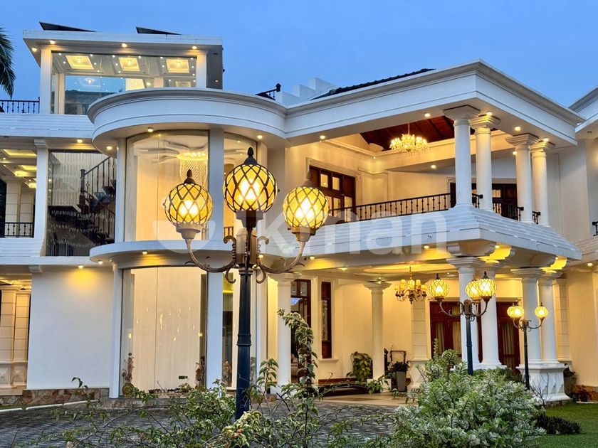 Super Luxury 3-Story House for Sale – Rajagiriya Gem | ikman