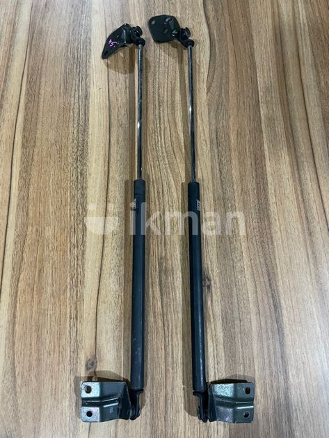 Suzuki Alto HA23 Dicky Door Shocks for Sale in Mawathagama | ikman