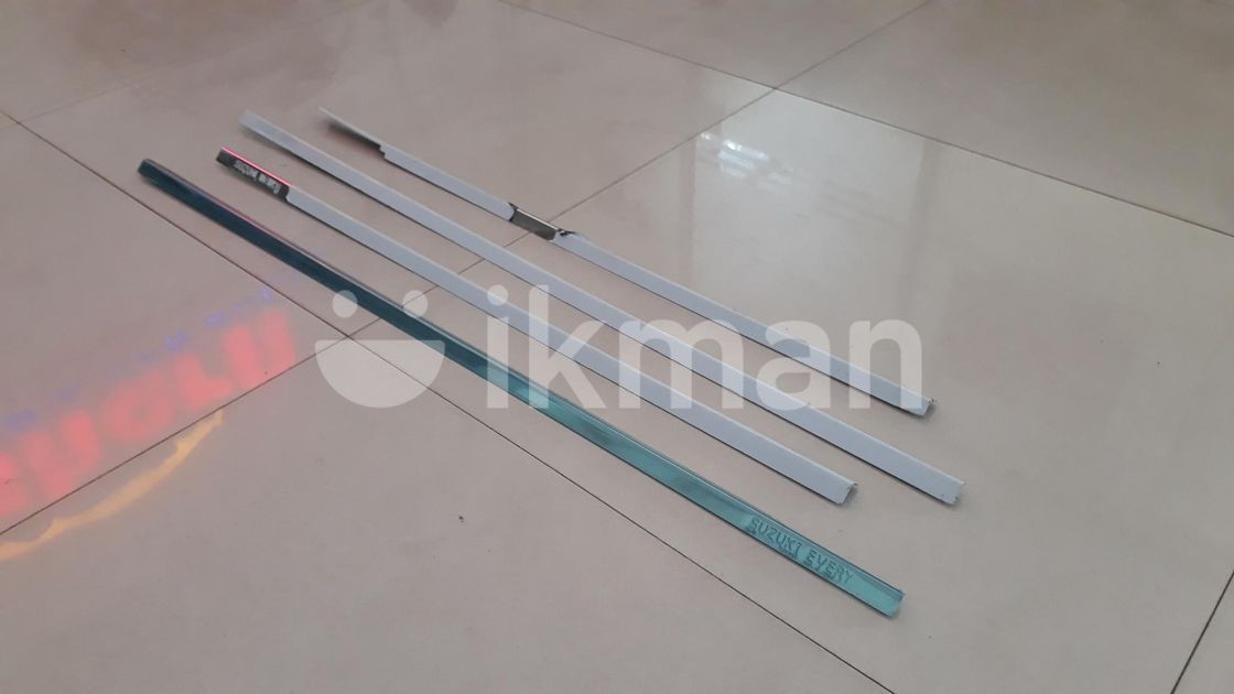 Suzuki Every Window Trim in Gampaha City | ikman
