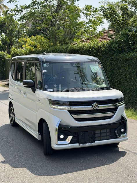 Suzuki Spacia Custom XS black Top 2024 for Sale in Dehiwala | ikman