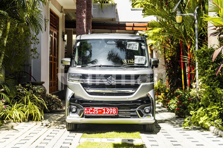 Suzuki Spacia Custom XS Turbo 2024 for Sale in Colombo 4 | ikman