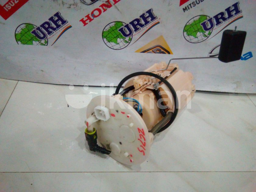 Suzuki Swift ZC 71 S Petrol Floater/Fuel Pump in Kottawa | ikman
