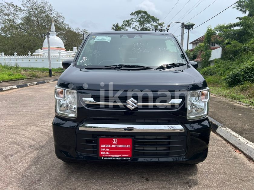 Suzuki Wagon R FX Safety 2023 for Sale in Pannipitiya | ikman