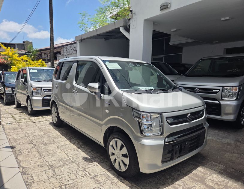 Suzuki Wagon R FX Safety 2024 for Sale in Kohuwala | ikman