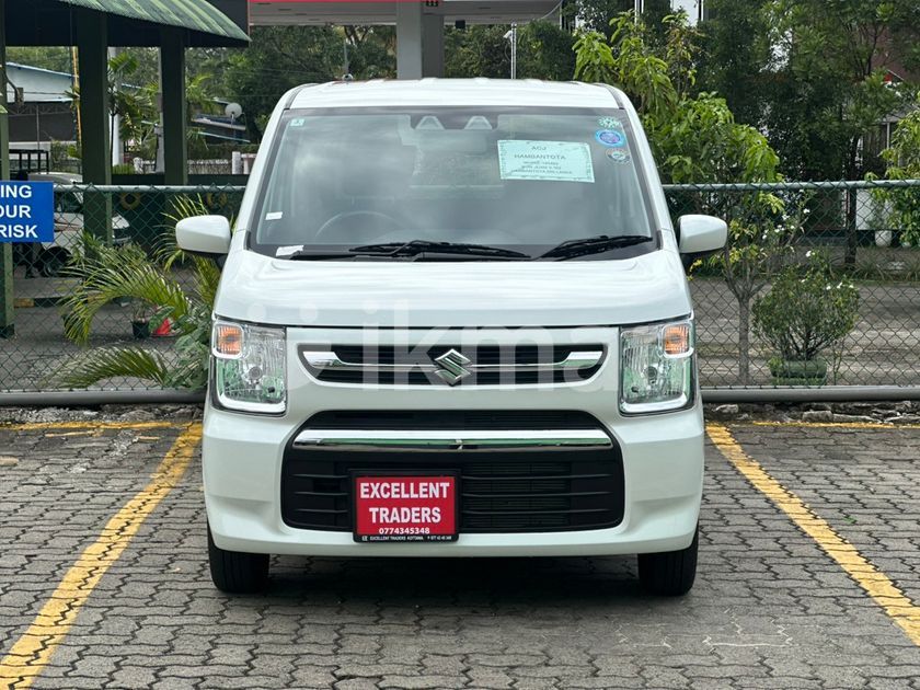 Suzuki Wagon R FX Safety Push Start 2023 for Sale in Kottawa | ikman