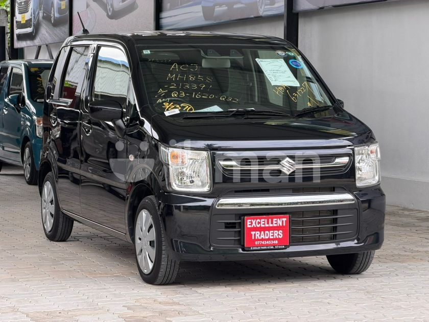 Suzuki Wagon R FX Safety Push Start 2024 for Sale in Kottawa | ikman