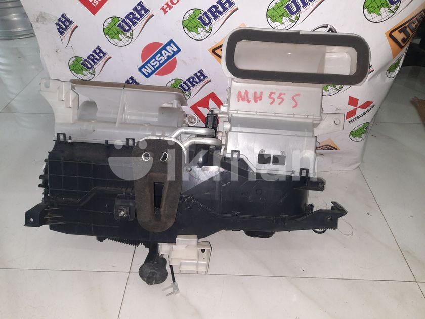 Suzuki Wagon R HM 55S Cooler Box in Kottawa | ikman