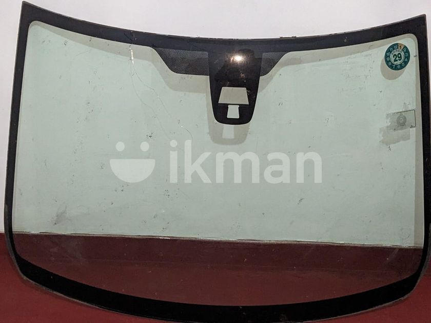 Suzuki Wagon R MH 44s Windscreen with a crack (No water leak) for Sale ...