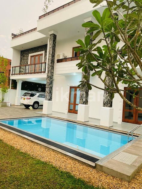 Swimming Pool with B/n 3 Storey House for Sale in Battaramulla( 88fb). | ikman