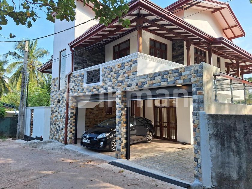 Thalahena Battaramulla Luxury House for Sale | ikman