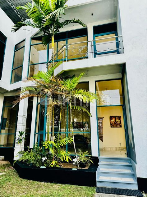 Three Story Commercial Building for Sale in Mount Lavinia | ikman