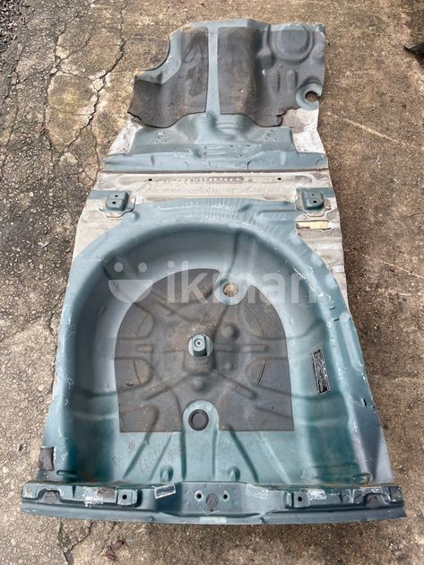 Toyota AE100 Wagon Spare Wheel Cut for Sale in Mawathagama | ikman